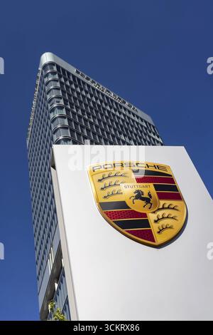 Porsche Design Tower, Porsche Centre, new high-rise building at ...