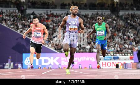 United States' Noah Lyles crosses the finish line, winning the gold in ...