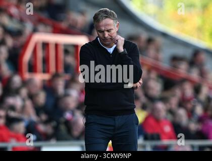 Wrexham manager Phil Parkinson looks dejected during the Sky Bet ...
