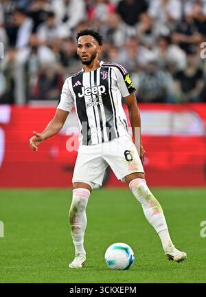 Lloyd Kelly of Juventus Fc in action during the Serie A football match ...