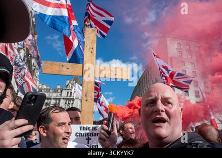 The start of the Tommy Robinson's 'Unite the Kingdom' march through the ...
