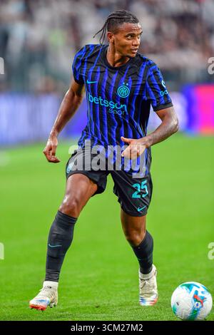 Manuel Akanji of Inter during Inter - FC Internazionale vs US Cremonese ...