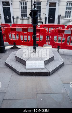 Broad Street Pump, now Broadwick Street, Soho, marking the 1854 Broad ...