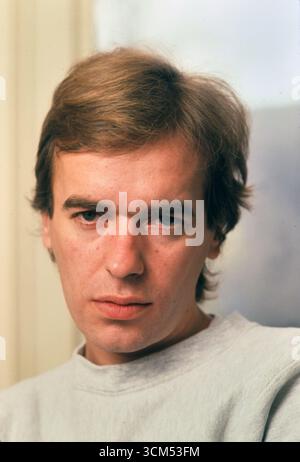 Author Martin Amis at home in Londonpic David Sandison 18/1/2008 Stock ...