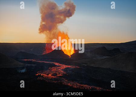 The Geldingadalir volcanic eruption erupted in late March 2021 on ...