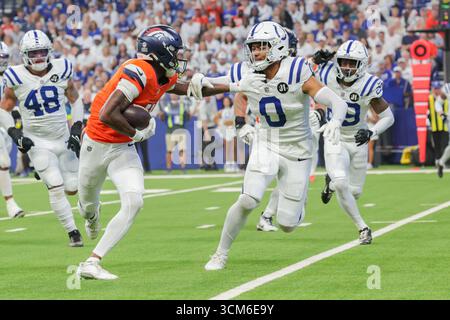 Indianapolis Colts safety Cam Bynum (0) recovers the fumble of ...