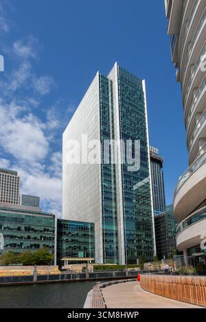 10 Upper Bank Street, Canary Wharf, East London, United Kingdom Stock ...