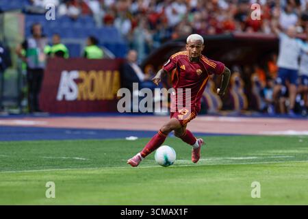 Roma's Brazilian defender Wesley controls the ball during the Serie A ...