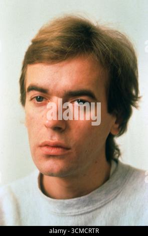 Author Martin Amis at home in Londonpic David Sandison 18/1/2008 Stock ...