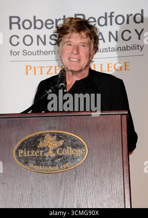 November 16, 2025: Los Angeles Chargers quarterback Trey Lance (5) is ...