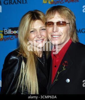 Tom Petty at the 2005 Billboard Music Awards in Las Vegas - 06 November ...