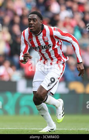 Stoke City's Divin Mubama during the Sky Bet Championship match at the ...