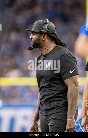 Detroit Lions defensive coordinator Kelvin Sheppard reacts on the ...