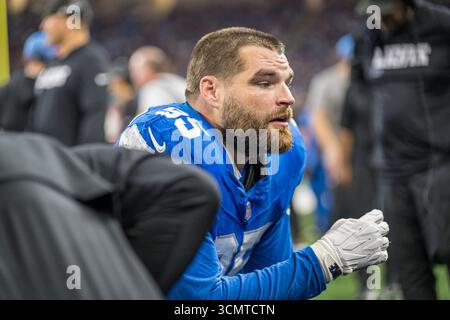 Detroit Lions defensive end Pat O'Connor (95) gets in position during ...
