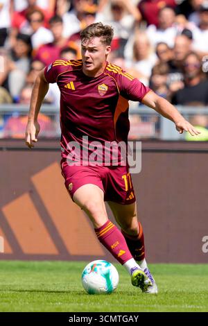 Evan Ferguson of AS Roma in action during the Serie A Enilive match ...