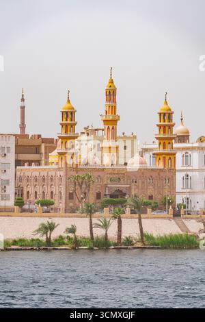 mosque in egypt Stock Photo - Alamy