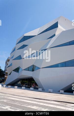 Vodafone headquarters building from 2008 Stock Photo - Alamy