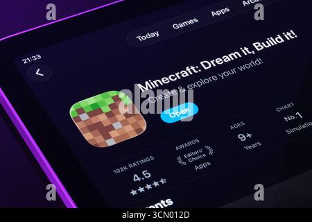 Minecraft in App Store on iPhone and Minecraft Dungeons on iPad in ...