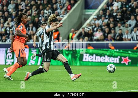 Anthony Gordon of Newcastle Untied scores to make it 2-0 during the ...