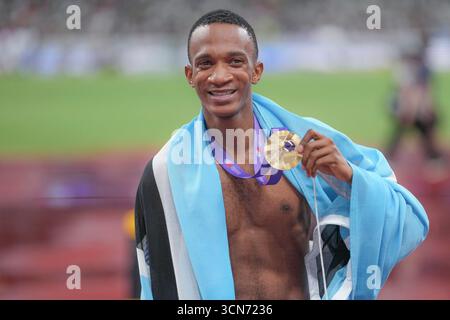 Busang Kebinatshipi (Botswana). 400m gold medal. World Athletics ...