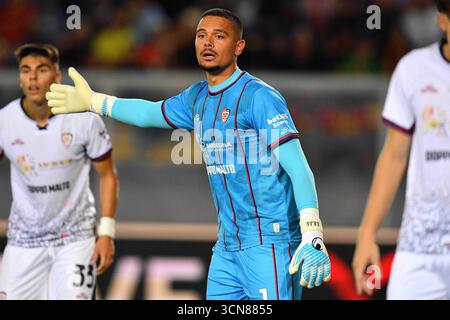 LECCE, ITALY - SEPTEMBER 19: goalkeeper Jasper Samooja of US Lecce L ...