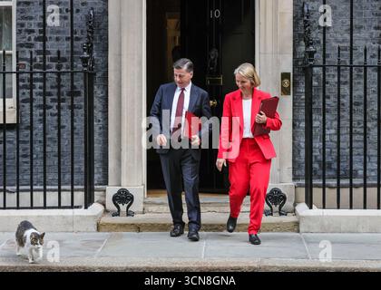 Secretary of State for Environment, Food and Rural Affairs George ...