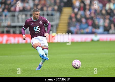 Kyle Walker (2 Burnley) crosses the ball during the Premier League ...