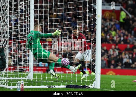 Casemiro of Manchester United scores to make it 0-1 during the Premier ...