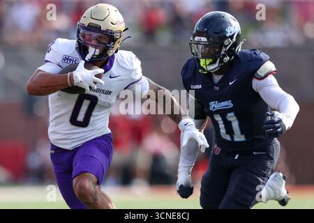 James Madison wide receiver Jaylan Sanchez (0) runs the ball downfield ...