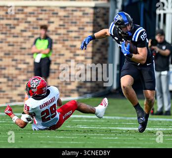 Duke tight end Jeremiah Hasley (85) runs with the ball during the ...