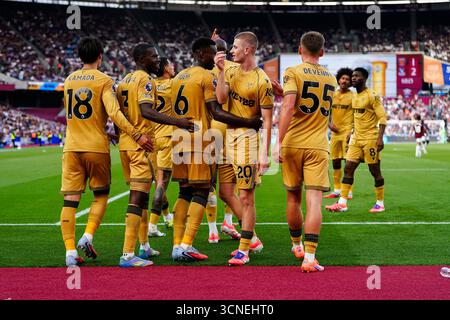 West Ham players celebrate 1-0 lead during the Emirates FA Cup Third ...