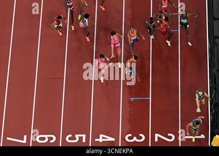 Beijing, Japan. 20th Sep, 2025. Liu Kai (lane 4, up) and Guo Longyu of ...