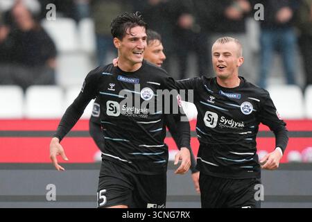 Superligakampen mellem Vejle Boldklub og FC Nordsjaelland paa Vejle ...
