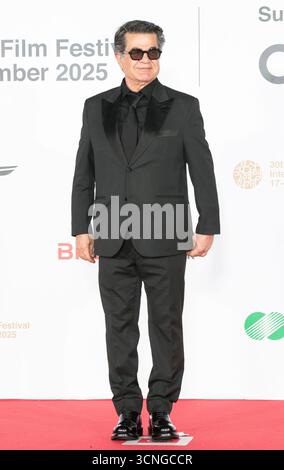 Jafar Panahi arrives on the red carpet at the 2026 National Board Of ...