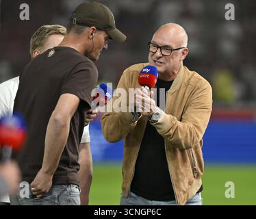 Alexander Blessin, the St. Pauli coach, at the 1st Bundesliga football ...