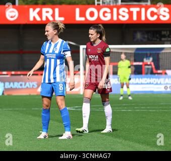 Anna Csiki (15 West Ham) heads away from Ava Rowbotham (8 Portsmouth FC ...