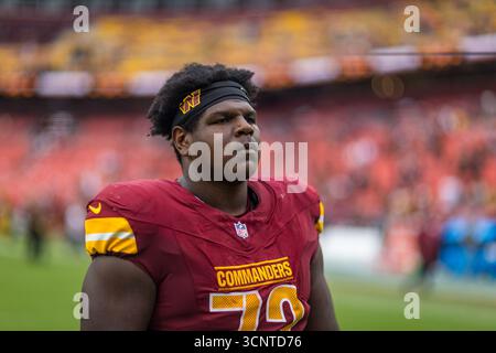 Washington Commanders offensive tackle Josh Conerly Jr. (72) blocks ...