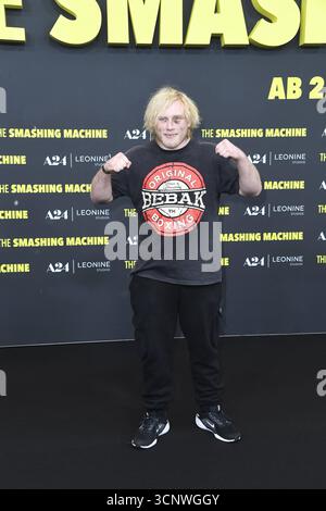 Deutschlandpremiere von THE SMASHING MACHINE Frederic Vosgroene DER ...
