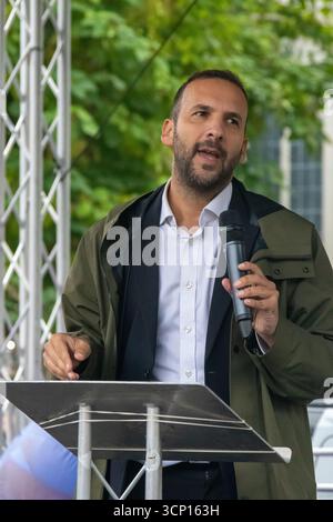 Green Party leader Zack Polanski welcomes his partner Richie Bryan onto ...