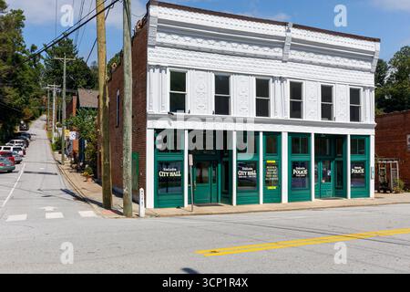 Saluda, North Carolina, USA-7 September 2025: A row of buildings on ...