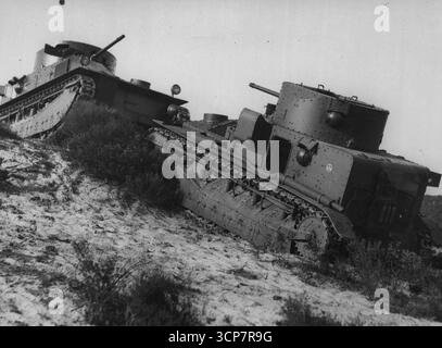 Italian Tanks - Tanks - War File. July 22, 1935 Stock Photo - Alamy