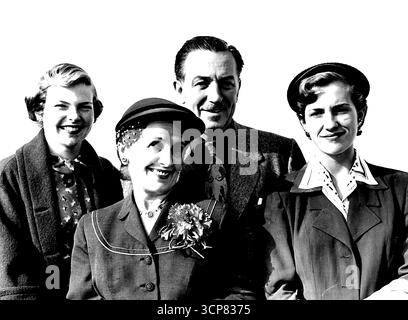 WALT DISNEY with his daughters Diane and Sharon Stock Photo - Alamy
