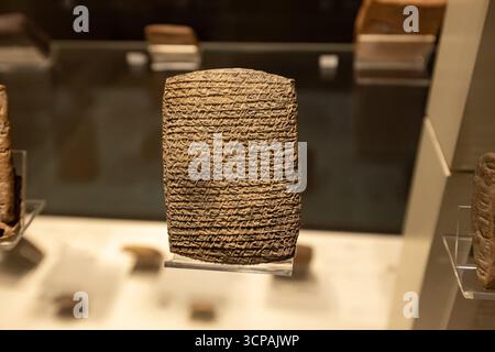 Cuneiform inscription. Museum of Anatolian Civilizations, Anadolu ...