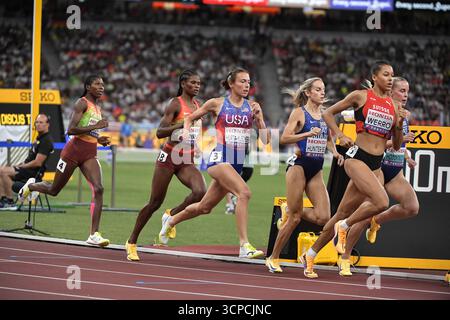 Sage Hurta-Klecker of the USA and Jessica Hull of Austrailia competing ...