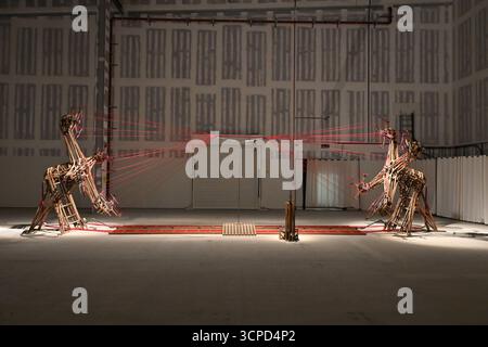 Ode to the Difference Engine 2006 by Conrad Shawcross Stock Photo - Alamy