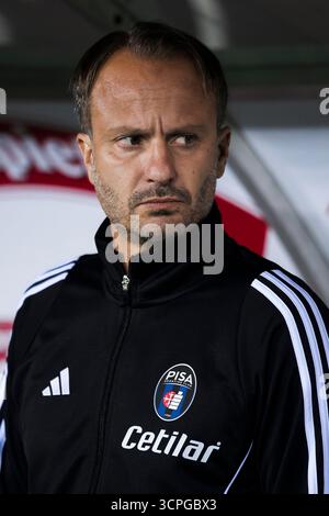 Head coach of Pisa Alberto Gilardino during AC Milan vs Pisa SC ...