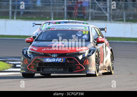 Gordon Shedden, Toyota Corolla GR Sport, Toyota Gazoo Racing with IAA ...