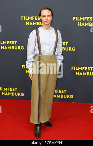 Premiere Smalltown Girl Luna Jordan Premiere Smalltown Girl im Kino in ...