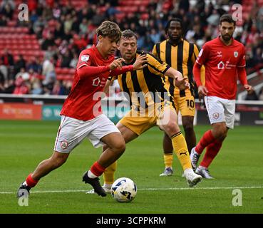 Barnsley's Caylan Vickers dribbles with the ball in the match between ...