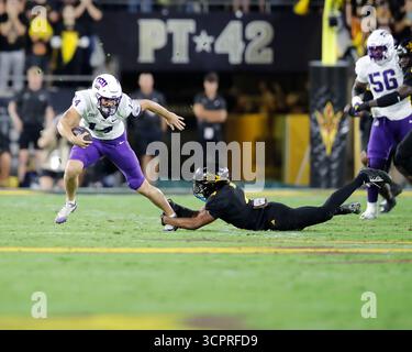 TCU wide receiver Joseph Manjack IV (14) catches a touchdown pass as ...